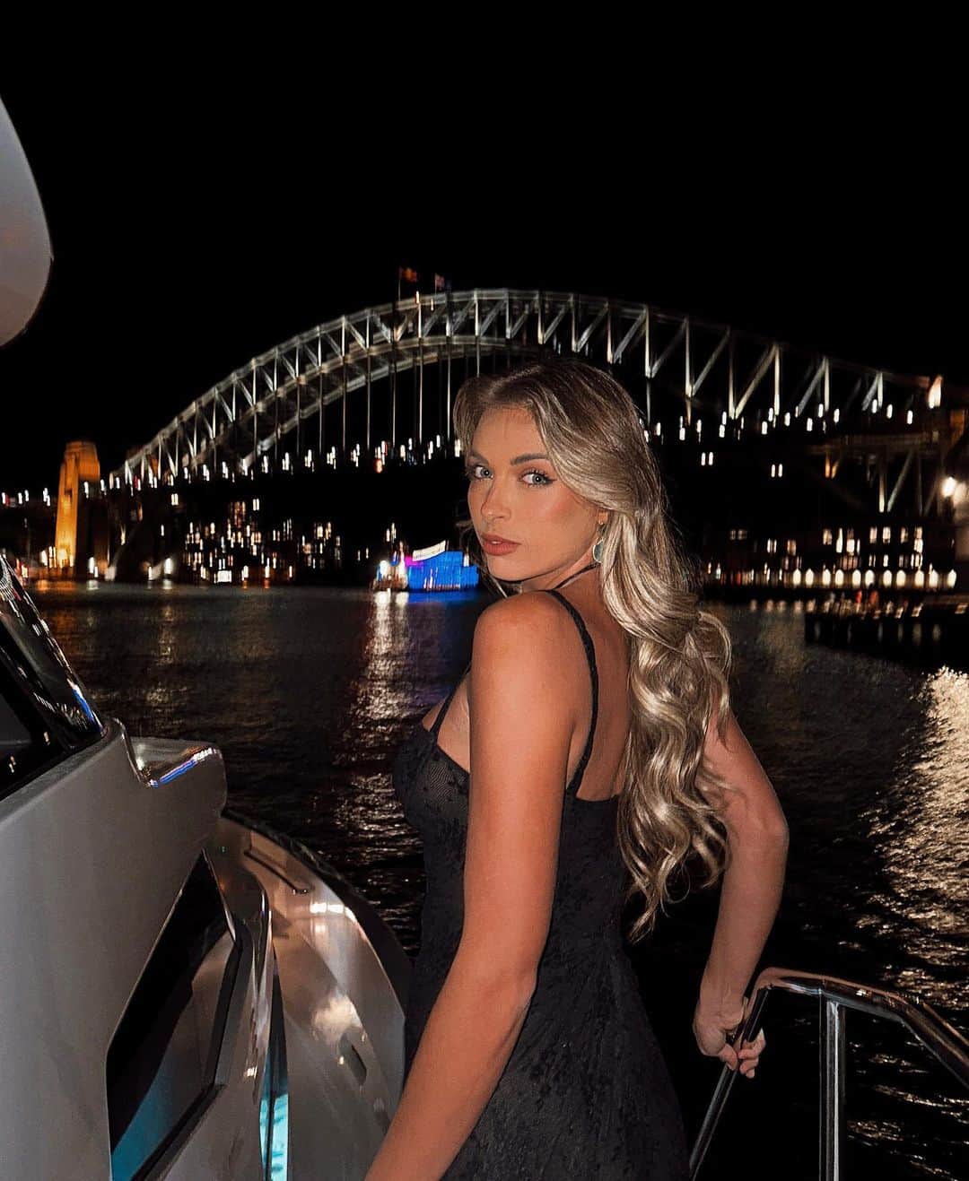 Hannah Pereraさんのインスタグラム写真 - (Hannah PereraInstagram)「Nights on the ...