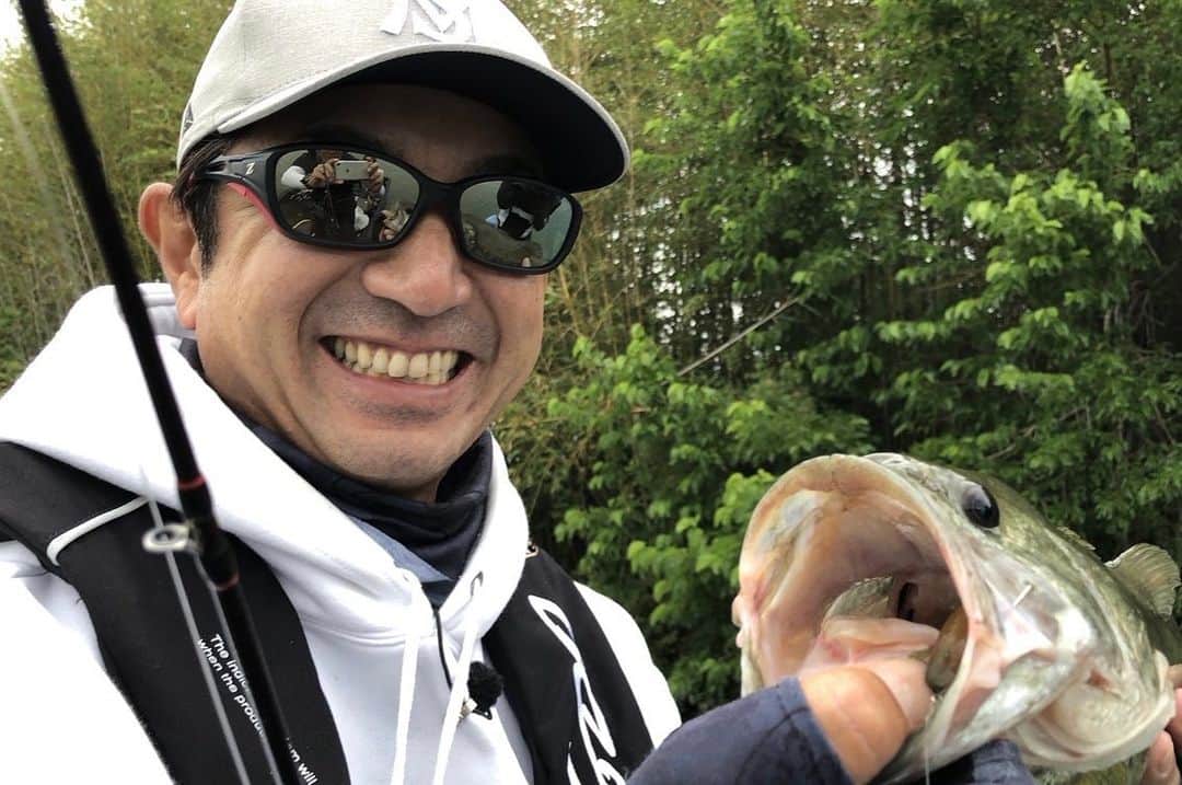 清水盛三さんのインスタグラム写真 - (清水盛三Instagram)「釣りビジョン・バーニング帝国での写真達🤳 釣れたルアーはバブルトルネード ...