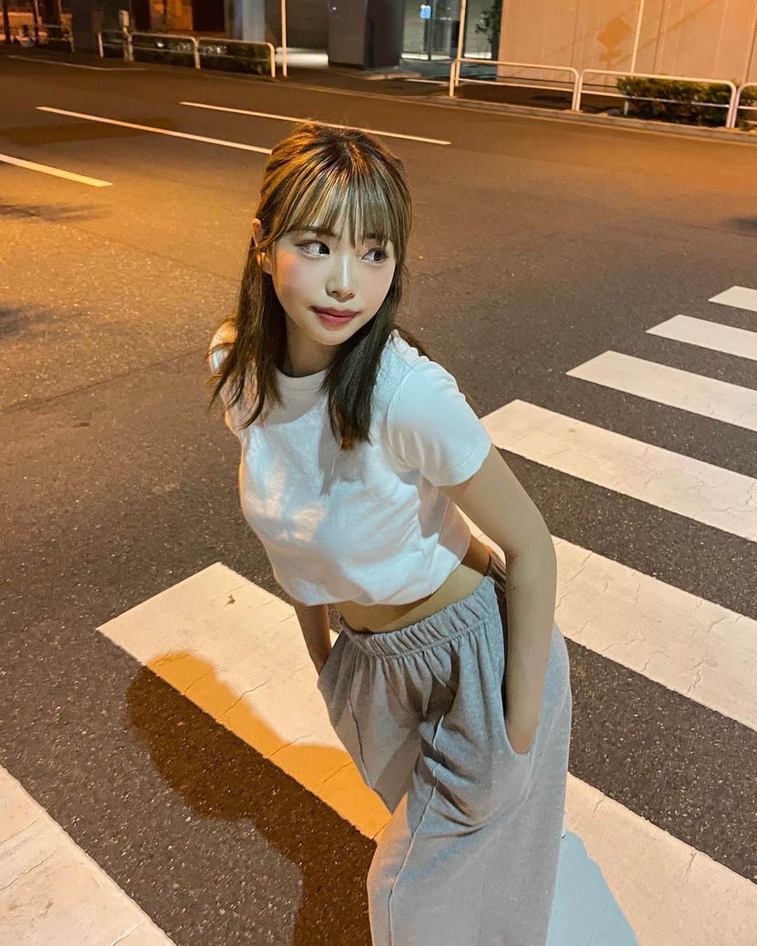 麻生果恩さんのインスタグラム写真 - (麻生果恩Instagram)「めっちゃ深夜😗 夜のお散歩好き？」6月29日 21時42分 - aso.kaon