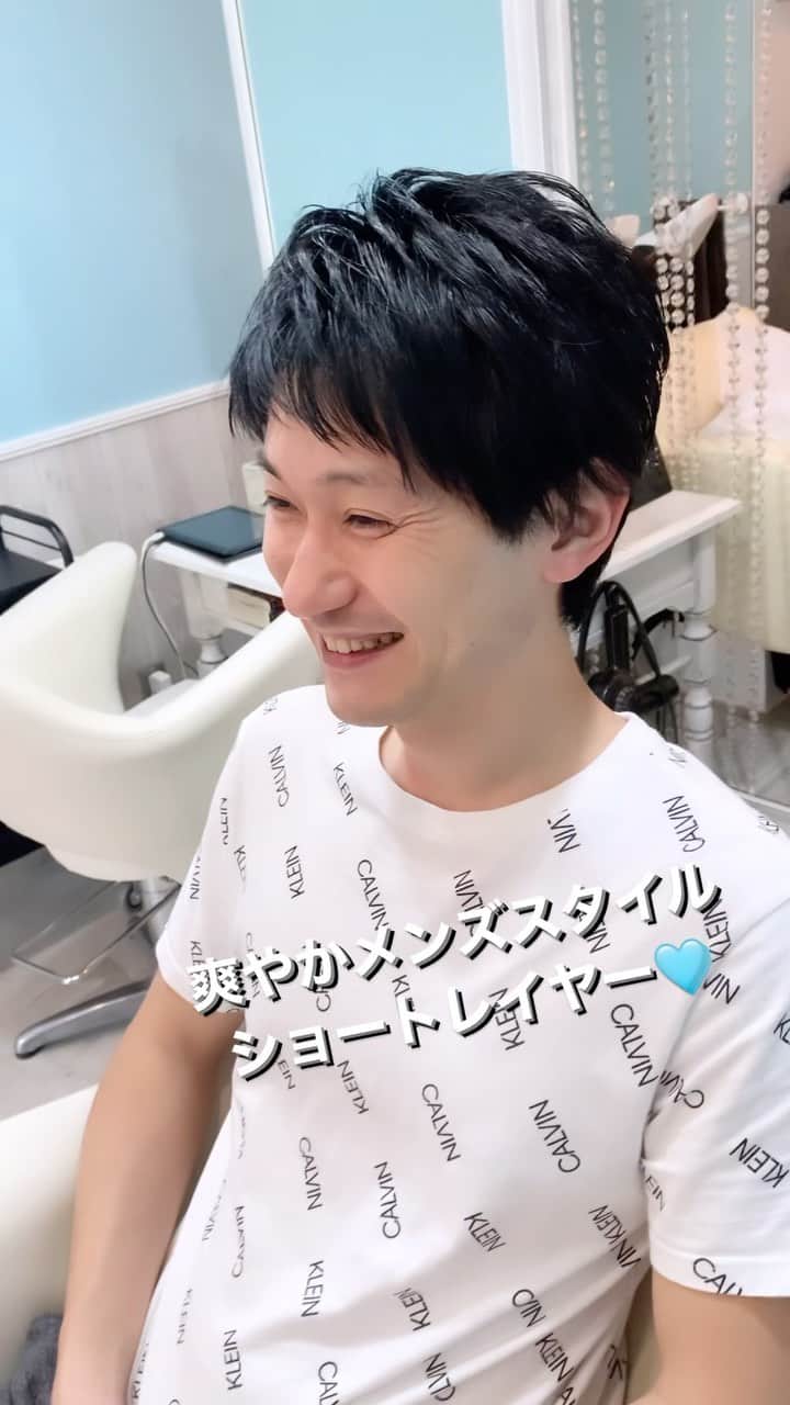 hair salon JOJOさんのインスタグラム動画 - (hair salon JOJOInstagram)「爽やかショートレイヤー第2弾⭐️ 流しやすいように若干アシンメトリーに切って ...