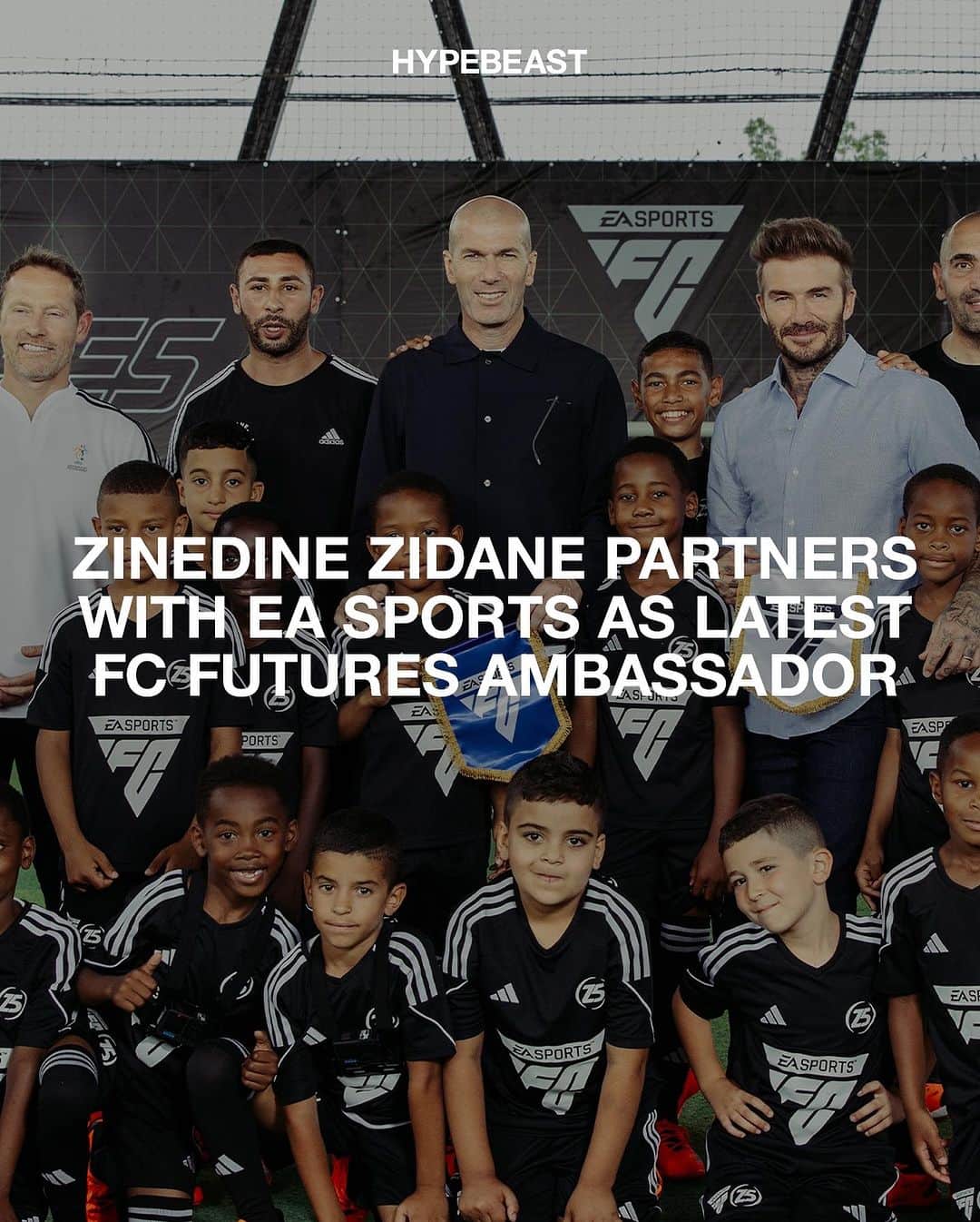 HYPEBEASTさんのインスタグラム写真 - (HYPEBEASTInstagram)「@hypebeastuk: Legendary French midfielder @zidane ...