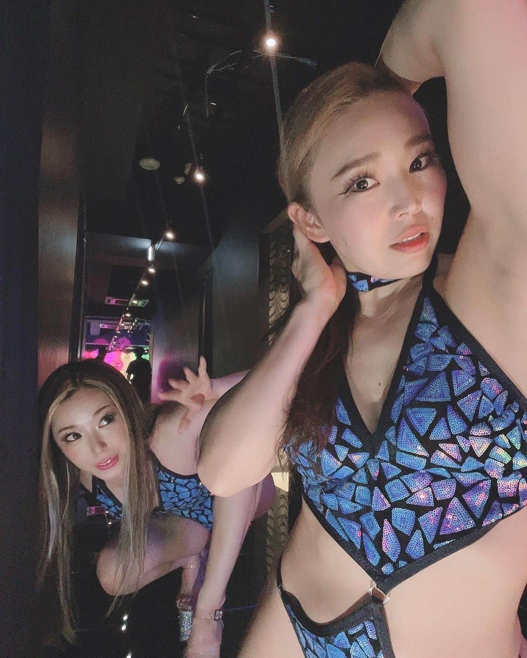 Hiyamakaoriさんのインスタグラム写真 Hiyamakaoriinstagram 「💜💙💜💙💜💙💜 Emypoledance