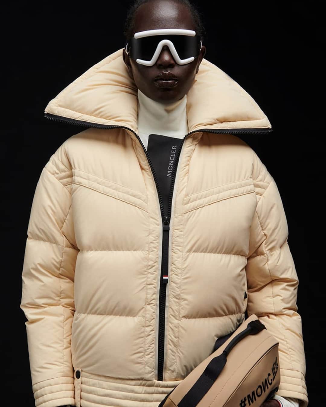 HYPEBEASTさんのインスタグラム写真 - (HYPEBEASTInstagram)「@hypebeaststyle: @moncler ...