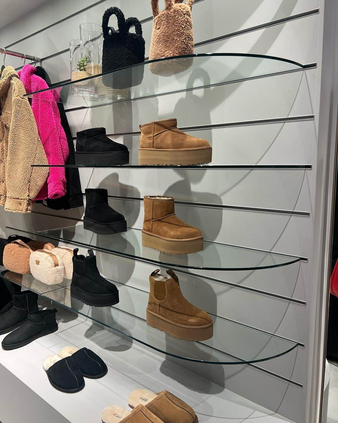 すずさんのインスタグラム写真 - (すずInstagram)「@uggjapan UGG Store opening party #ugg# ...