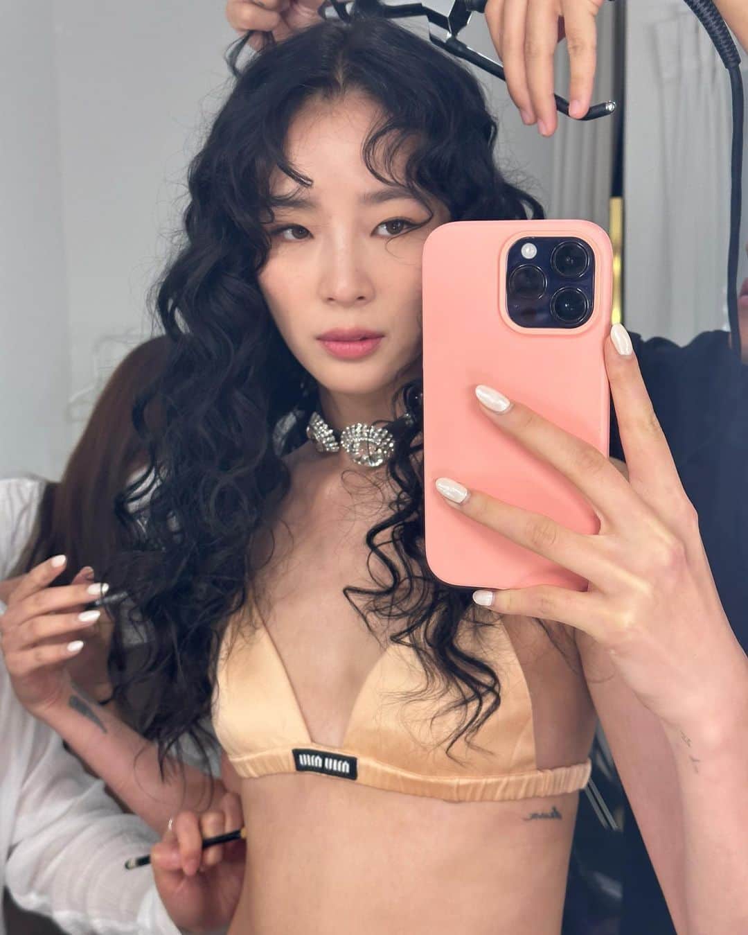 アイリーン・キムさんのインスタグラム写真 アイリーン・キムinstagram 「 Miumiu Is Always A Vibe🤍