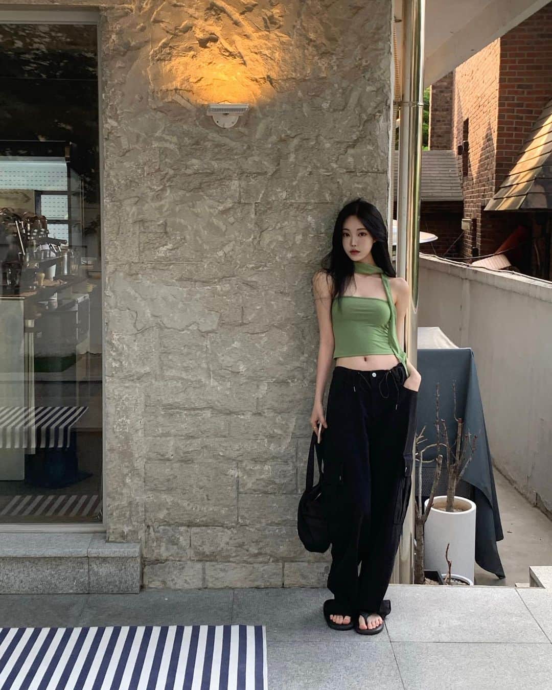 キム・ダビンさんのインスタグラム写真 - (キム・ダビンInstagram)「연두색 여름으로 꽉채운 오늘 🥝」6月30日 22時00分 ...