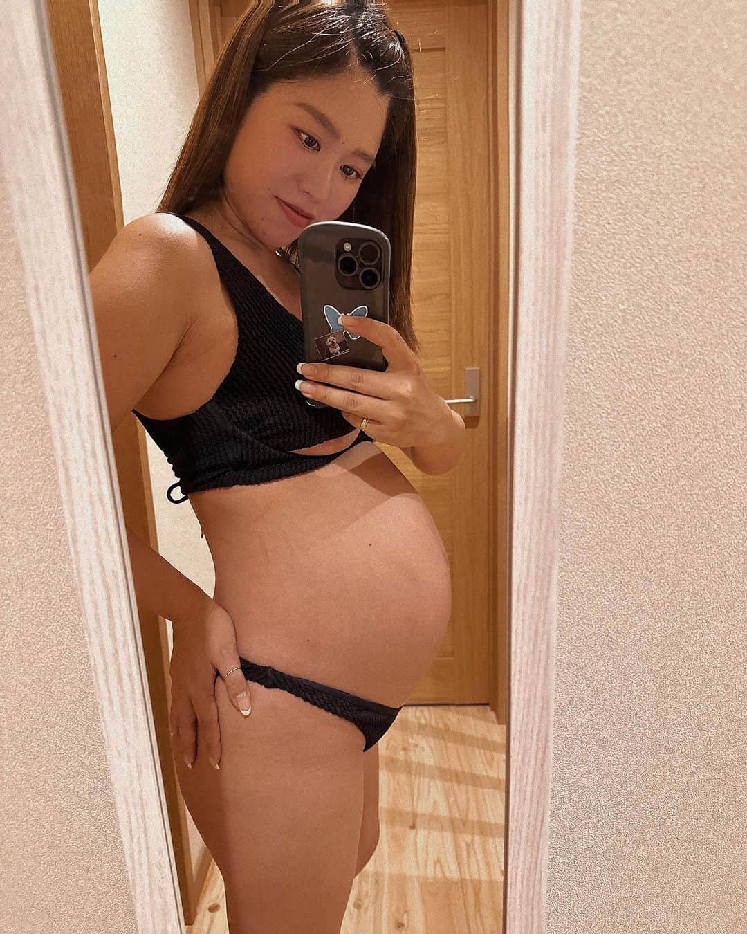 Luzさんのインスタグラム写真 Luzinstagram 「同じビキニで、妊娠前 妊娠8ヶ月の写真を撮ってくれたのでぜひ妊婦さんも参考に