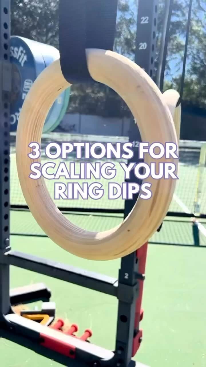 Camille Leblanc-Bazinetさんのインスタグラム動画 - (Camille Leblanc-BazinetInstagram)「Using ring dips can ...