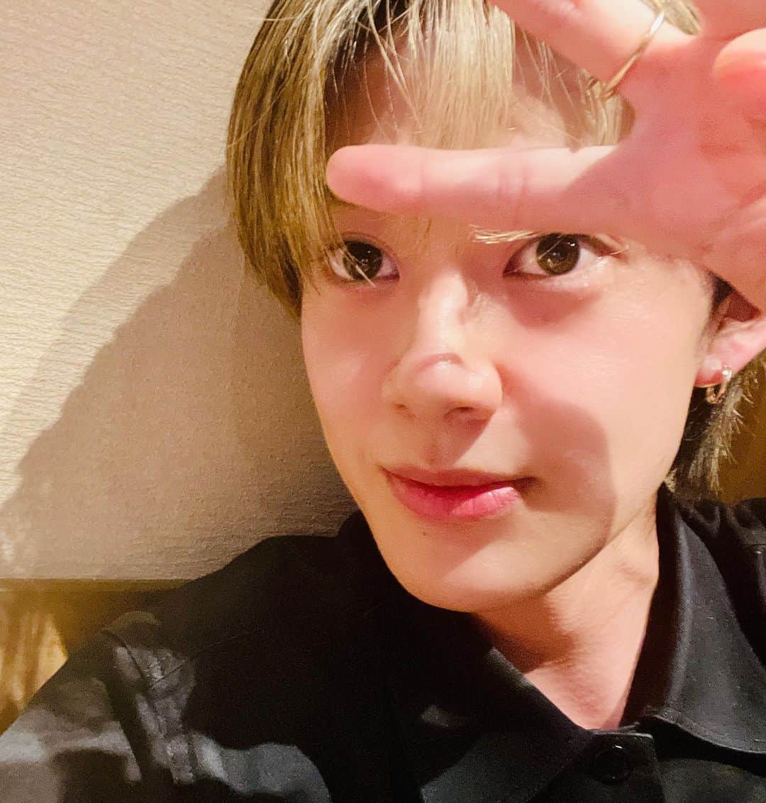 小川史記（FUMINORI）さんのインスタグラム写真 - (小川史記（FUMINORI）Instagram)「☺️ #BUDDiiS #みんな ...