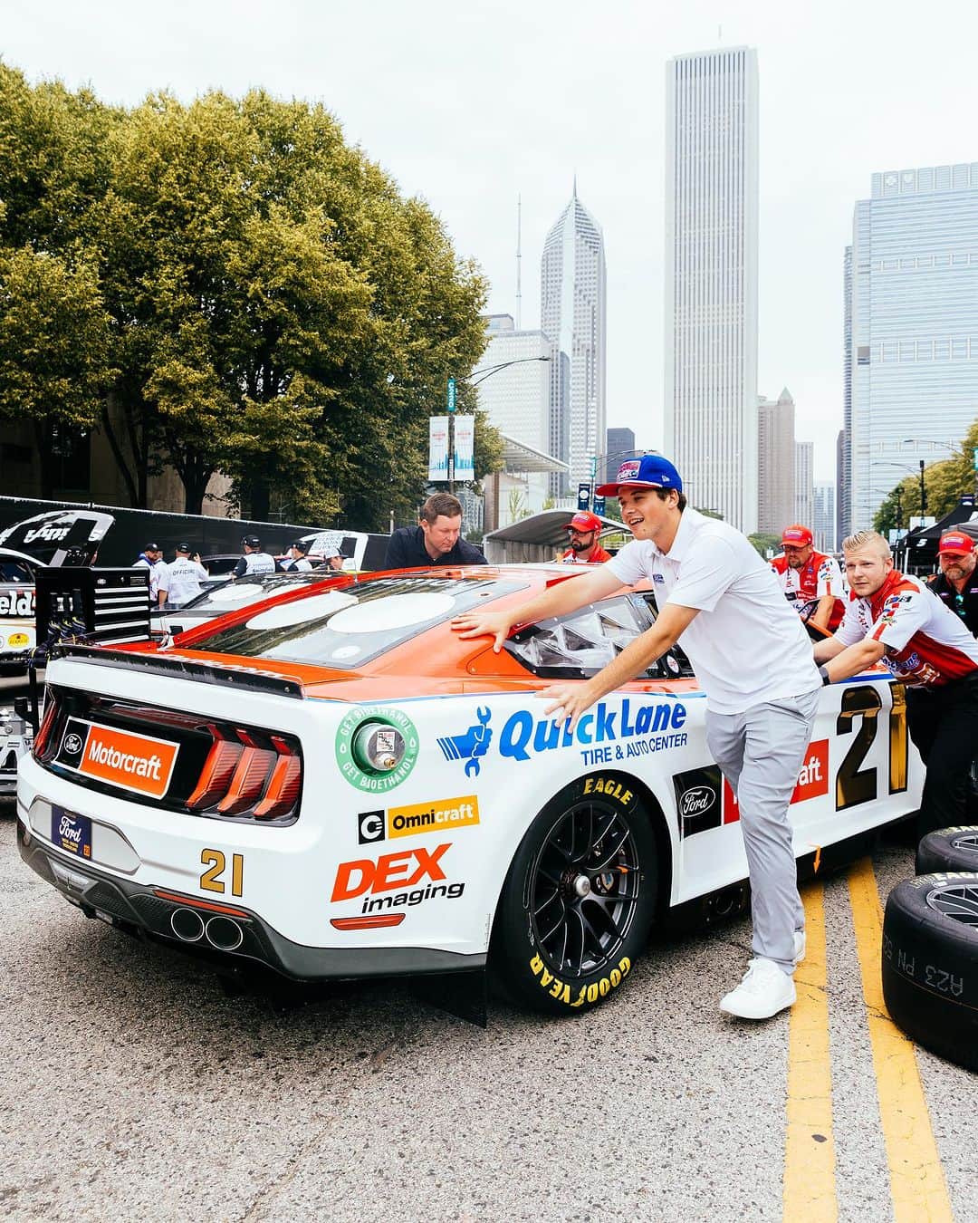 trashさんのインスタグラム写真 - (trashInstagram)「NASCAR racing on the streets of ...