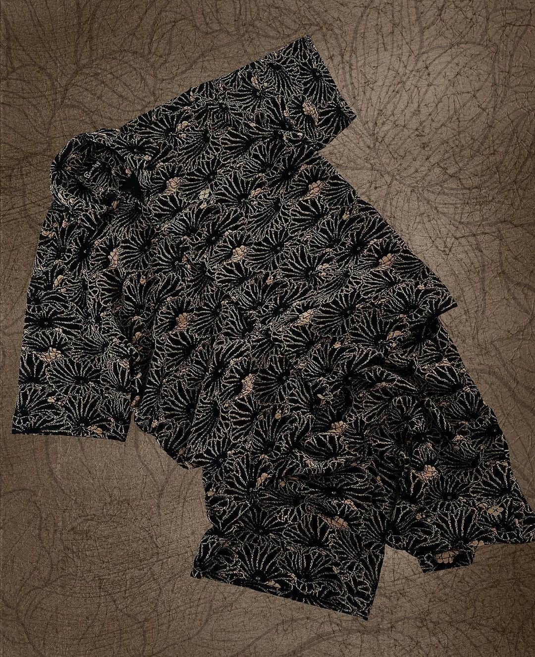 GAKKINさんのインスタグラム写真 - (GAKKINInstagram)「Jacquard lotus leaves @____gxx ...