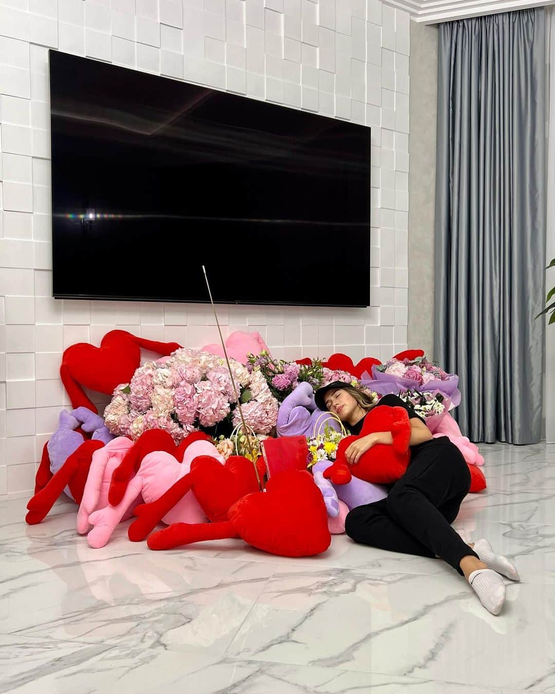 アリーナ・ザギトワさんのインスタグラム写真 - (アリーナ・ザギトワInstagram)「 ️💜」7月2日 22時22分 - azagitova