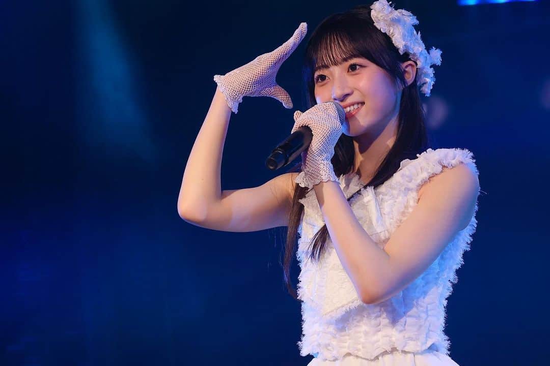 AKB48 Officialさんのインスタグラム写真 - (AKB48 OfficialInstagram)「AKB48 18期研究生💜🤍 本日劇場公演デビュー㊗️🎉💕 ⁡ 「ただいま 恋愛中 ...