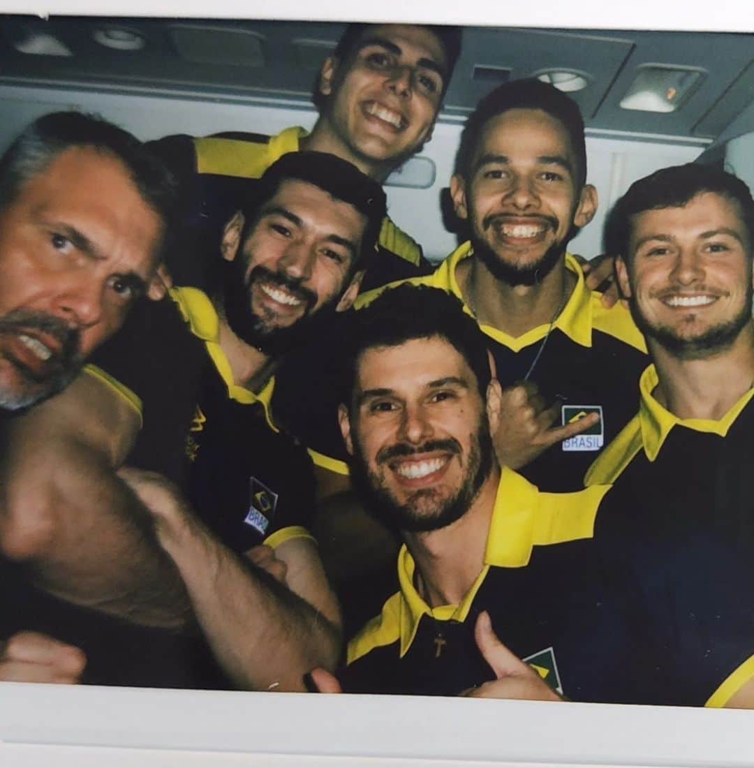 ブルーノ・レゼンデさんのインスタグラム写真 - (ブルーノ・レゼンデInstagram)「Comemorando o aniversário ...