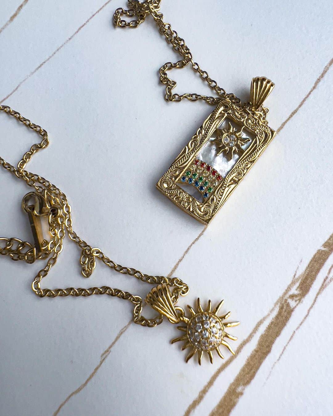 Miwakoさんのインスタグラム写真 - (MiwakoInstagram)「Beach×Hawaiianjewelry @irie ...