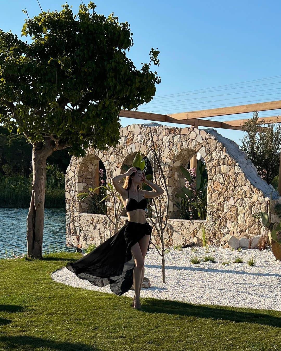 Maria Wayさんのインスタグラム写真 - (Maria WayInstagram)「middle of the summer 🌊 ...