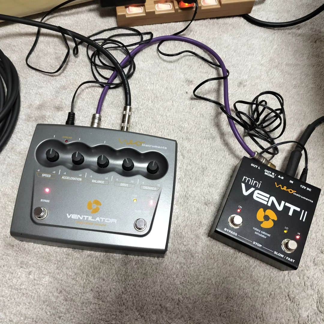 中内正之さんのインスタグラム写真 - (中内正之Instagram)「VENT IIを左の初代の音に近づけたぞ〜！並列に繋いで交互に音を出し ...