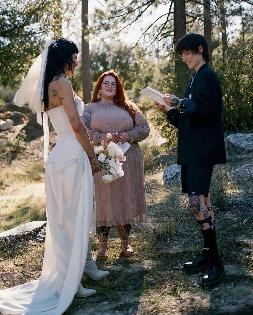 テス・ホリデーさんのインスタグラム写真 - (テス・ホリデーInstagram)「THIRTY ATE!!!! 💁🏻‍♀️ Today is ...