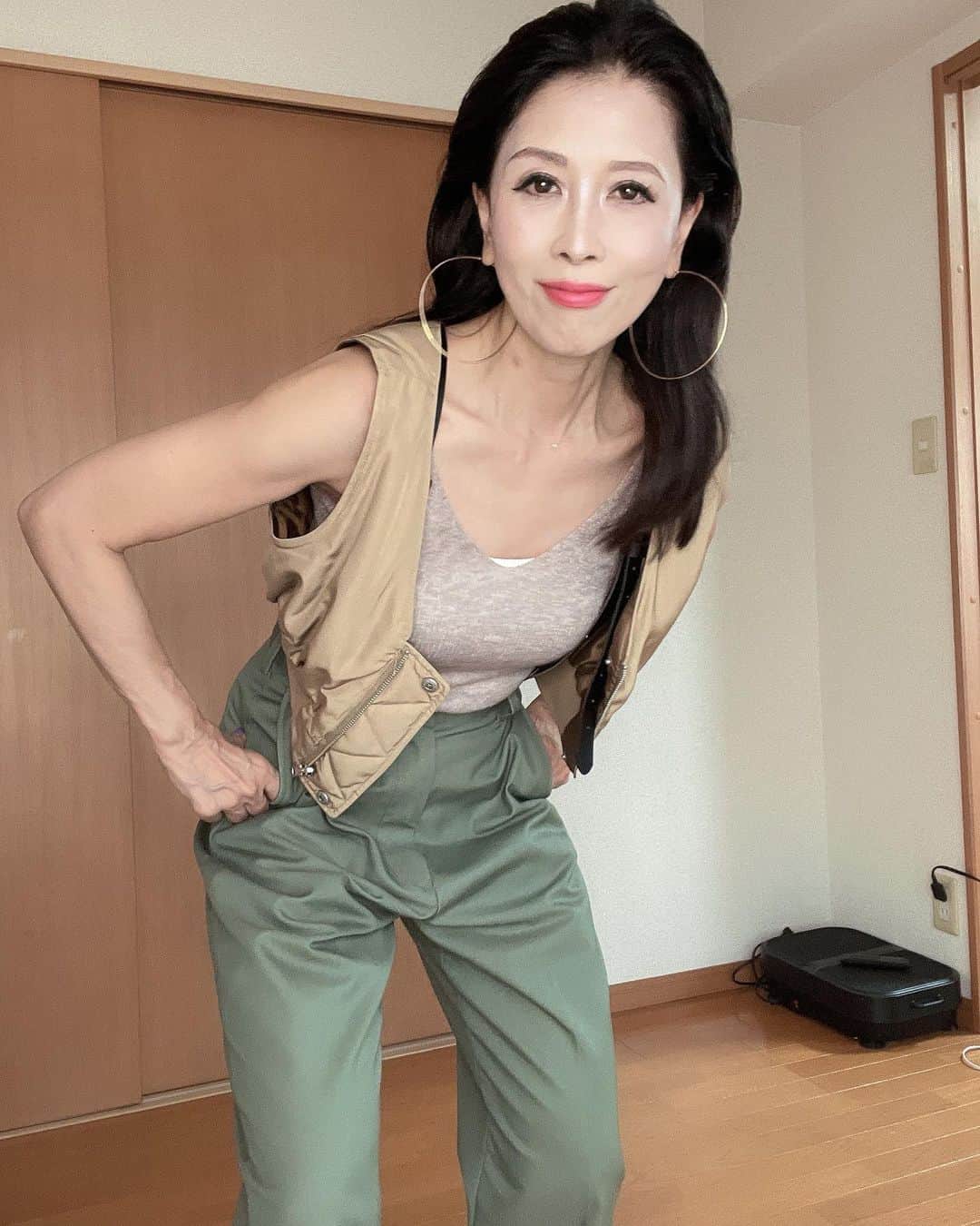 Naoko（なおこ）さんのインスタグラム写真 - (Naoko（なおこ）Instagram)「🖤 🖤 🖤 いつも 欲しいもの 1番は 刺激です #筋トレ女子 #フィットネス女子#フィットネス ...