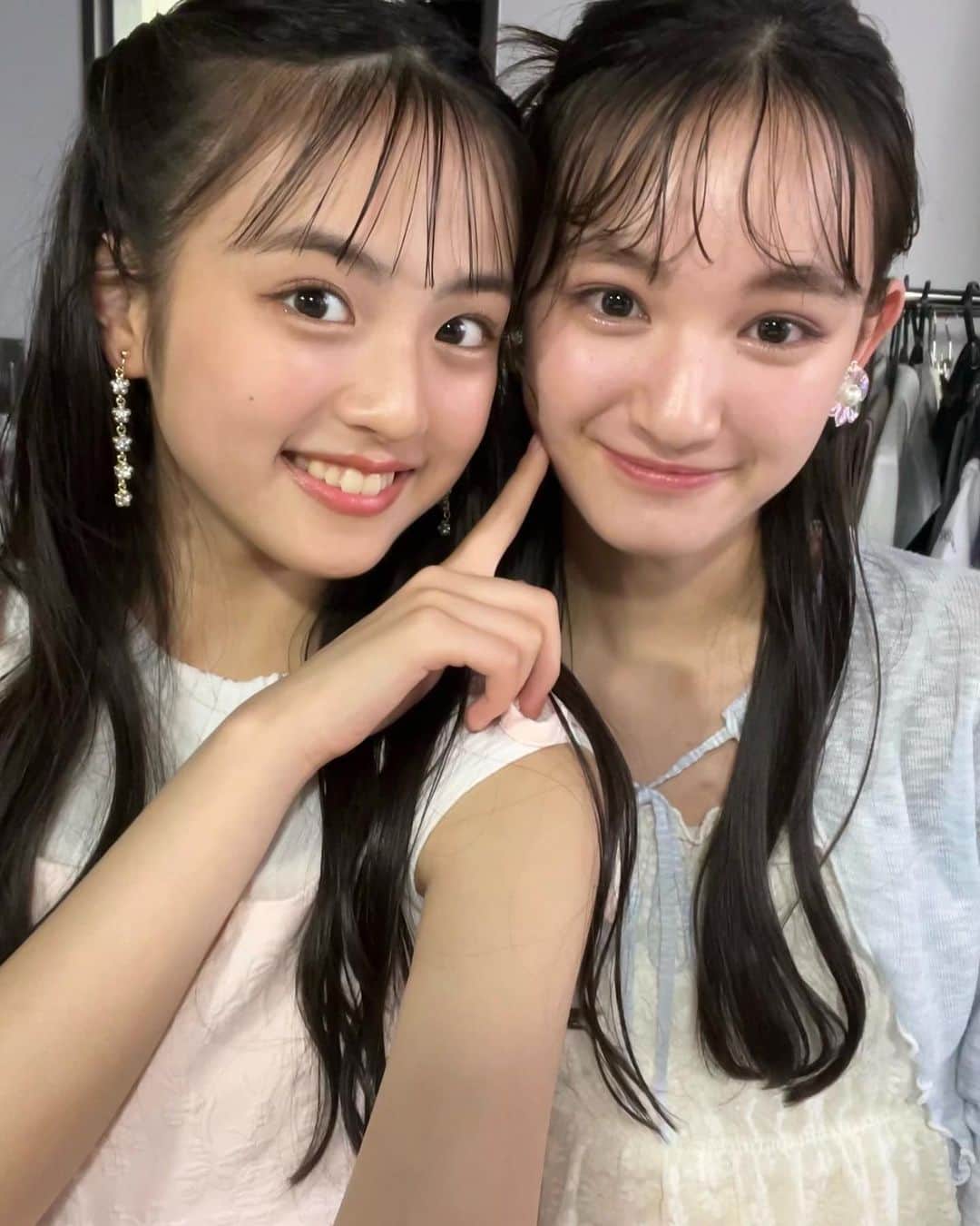 竹下優名さんのインスタグラム写真 - (竹下優名Instagram)「ミスセブンティーン撮影の時のオフショだよ〜！ リナちゃんと撮ったよ💗 ...