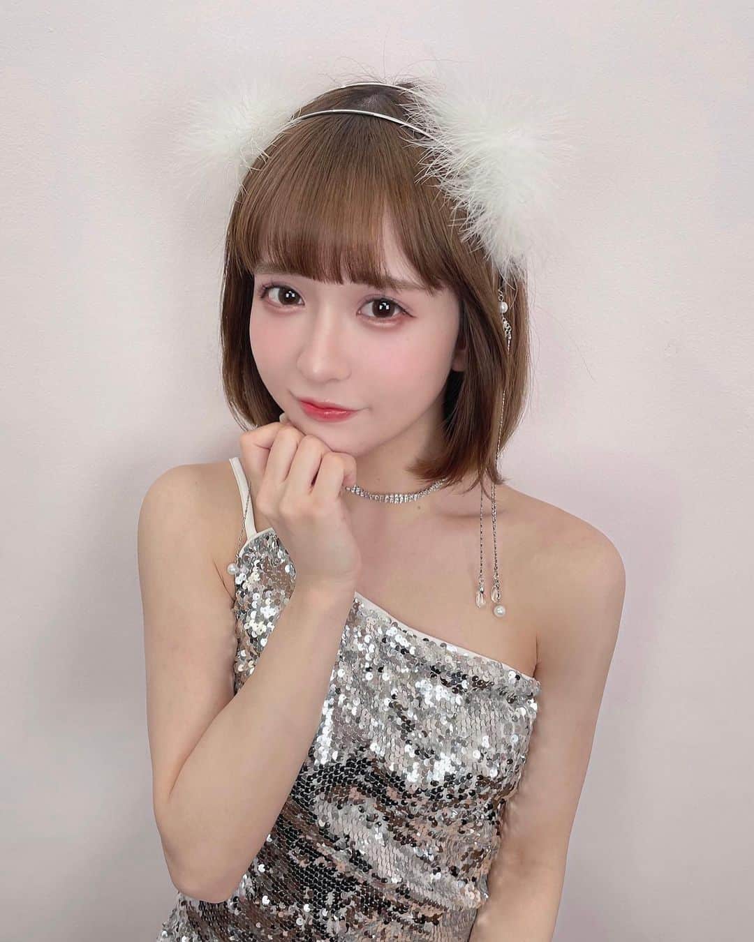 LARMEさんのインスタグラム写真 - (LARMEInstagram)「🌙 𝙋 𝙍 𝙀 𝙎 𝙀 𝙉 𝙏 LARME 057オフショット🤍 《小野緑ちゃん(最終未来少女)》の サイン入りチェキ ...