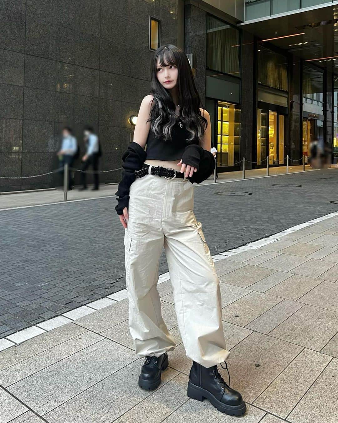 山本望叶さんのインスタグラム写真 - (山本望叶Instagram)「カメラ向いてくれない😶 #ootd #code #コーデ #夏服コーデ #モノトーン #gyda #emoda」7月22日 ...