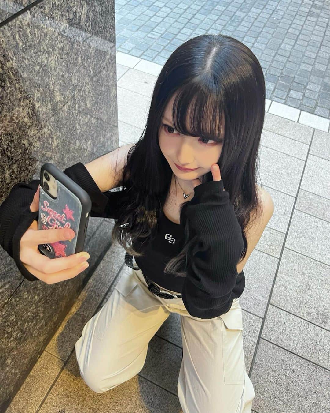 山本望叶さんのインスタグラム写真 - (山本望叶Instagram)「カメラ向いてくれない😶 #ootd #code #コーデ #夏服コーデ #モノトーン #gyda #emoda」7月22日 ...