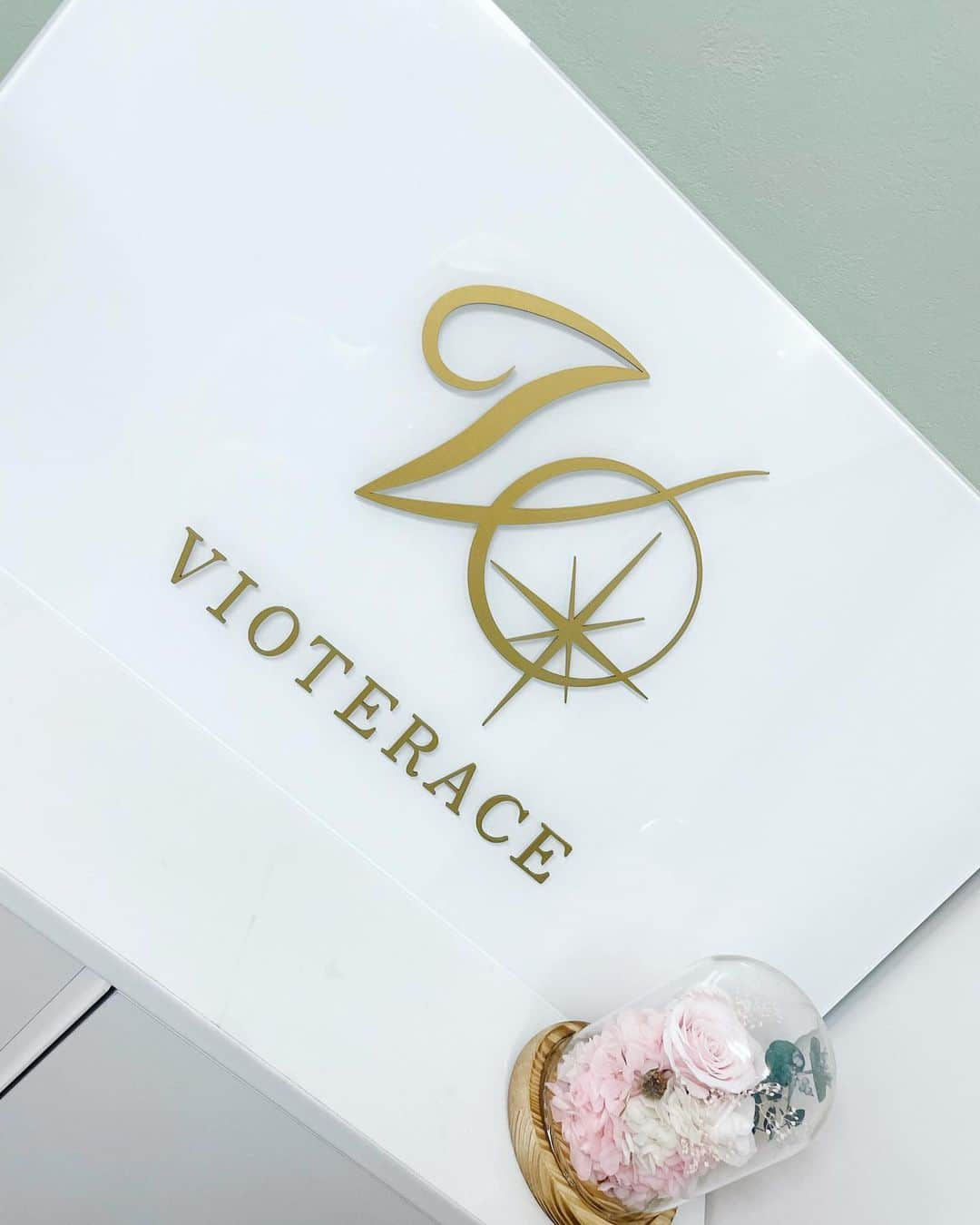 桜咲乃愛さんのインスタグラム写真 - (桜咲乃愛Instagram)「大阪旅行楽しかった🥹🤍 帰ってきてから @vioterace_beauty_salon に行ってきた💓🥰 内容は毛穴泡 ...