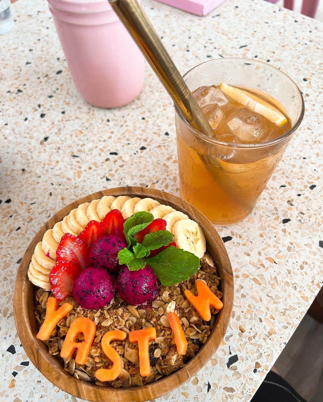 YASTIN さんのインスタグラム写真 - (YASTIN Instagram)「1枚目 ピンクすぎで顔までピンクになっちゃう時ってあるよね☝ ...