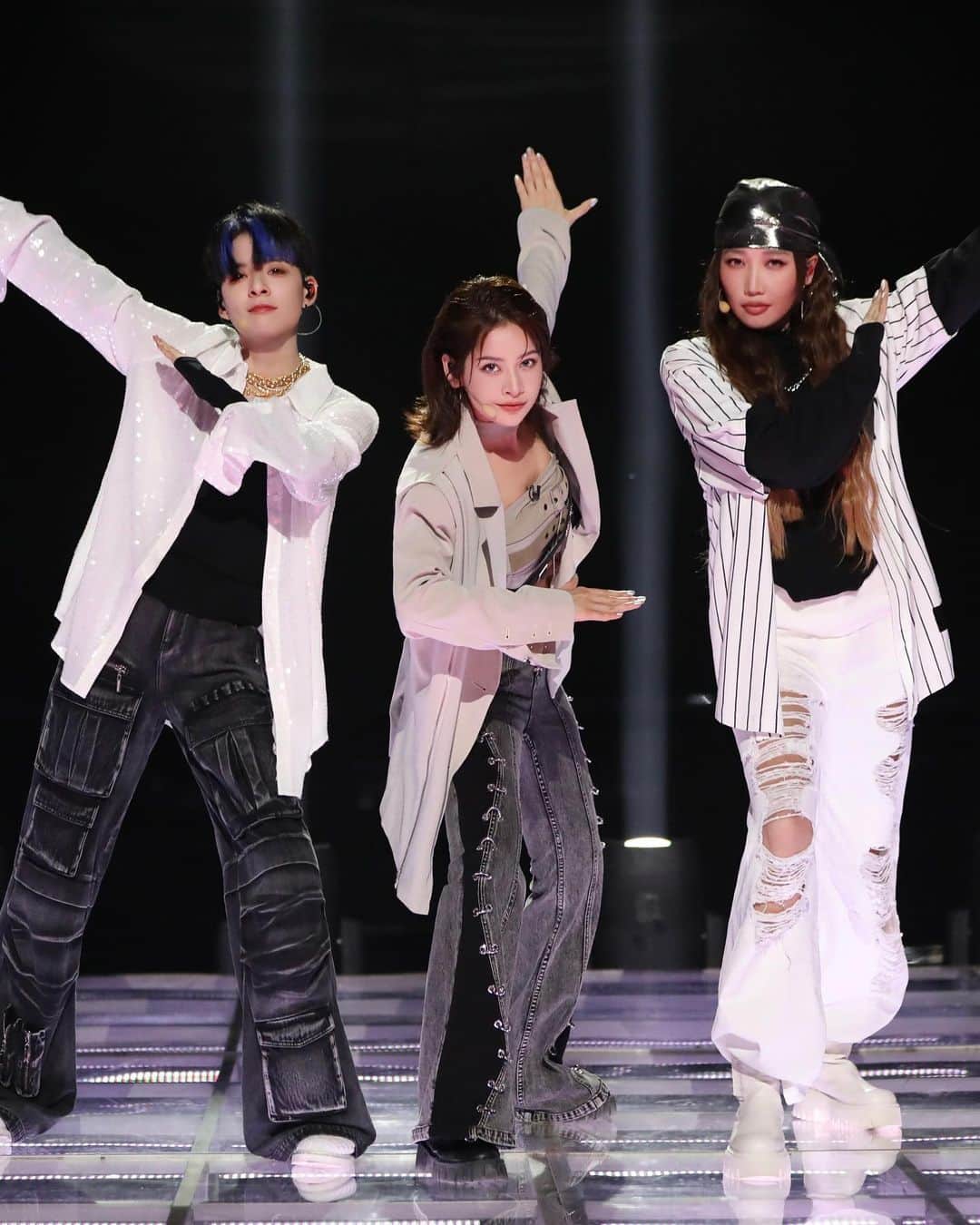 Chi Puさんのインスタグラム写真 - (Chi PuInstagram)「I get tipsy at the thought of us ...