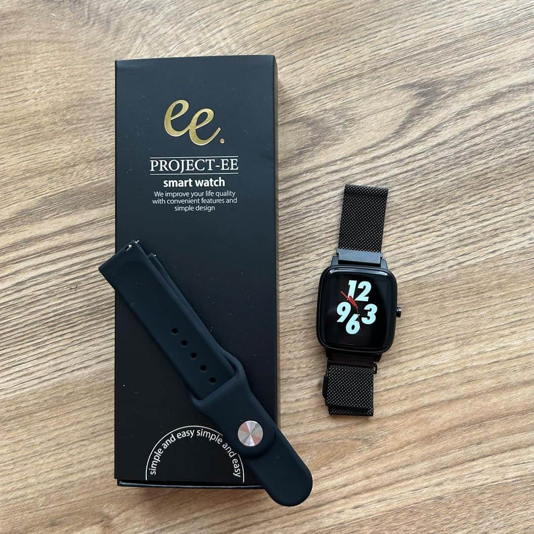 yurishonさんのインスタグラム写真 - (yurishonInstagram)「⁡ 多機能でコスパも抜群な @project_ee_japan のスマートウォッチ⌚️ ⁡ ⁡ 携帯からも ...
