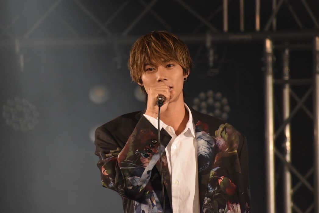 手島章斗さんのインスタグラム写真 - (手島章斗Instagram)「Honban #SHAKE #live #singer」7月9日 23時16分 - akito_solidemo_official