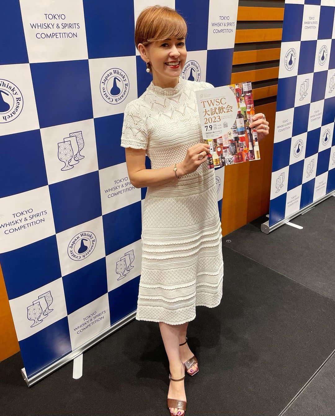 トムセン陽子さんのインスタグラム写真 - (トムセン陽子Instagram)「昨日は「TWSC大試飲会」にMCとして参加しました。 賞を受賞したボトルが大集結！ それらを少しずつ試飲しながら ...