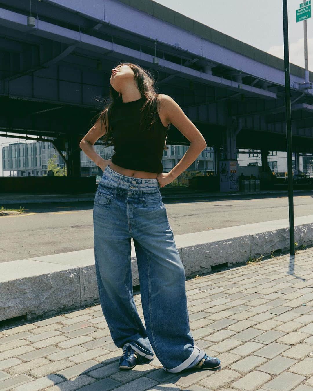ラグ&ボーンさんのインスタグラム写真 - (ラグ&ボーンInstagram)「SOFTEN YOUR JEANS, NOT YOUR ...