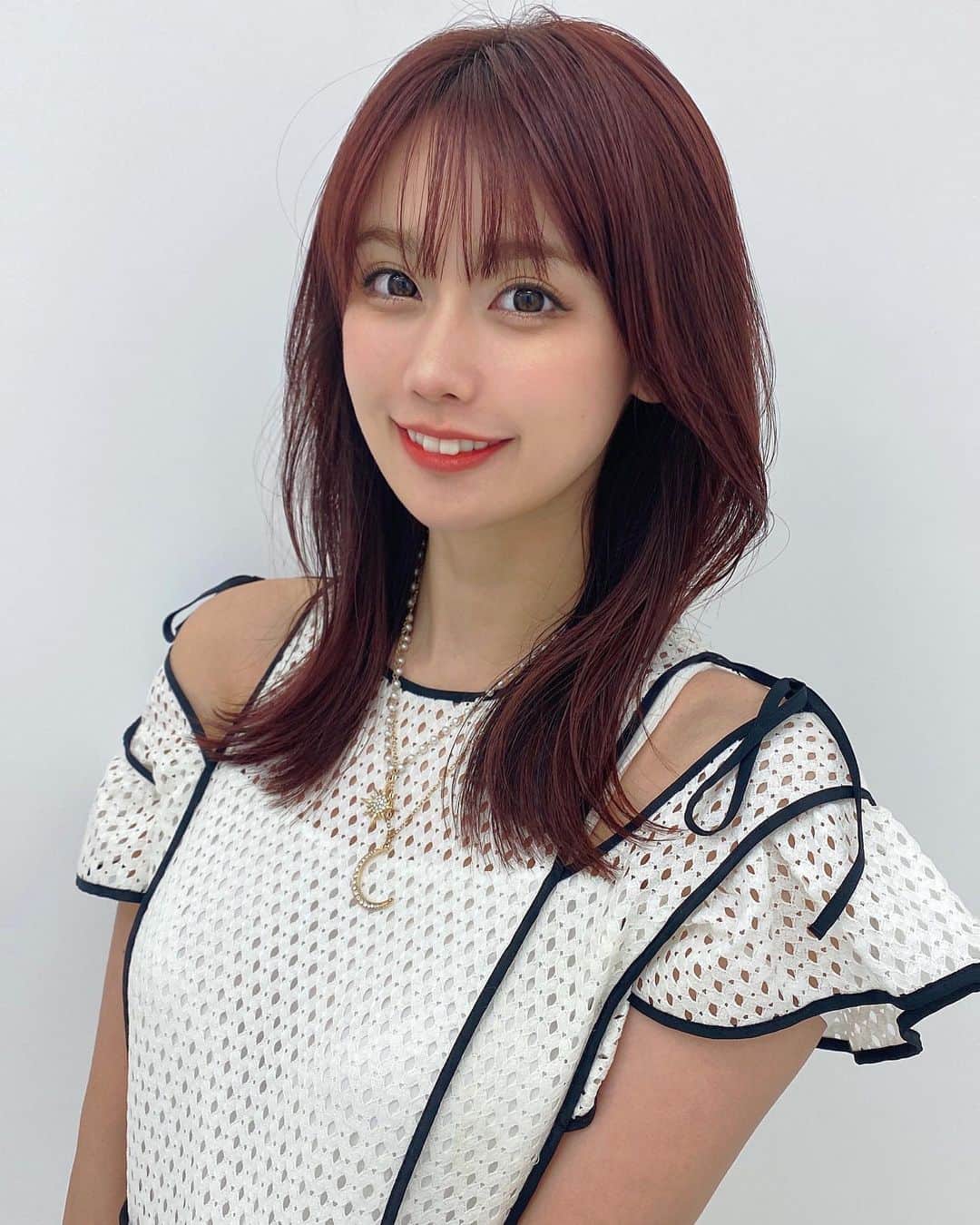 相原美咲さんのインスタグラム写真 - (相原美咲Instagram)「こんばんわ🌛 今週大事な撮影があるので 美容室にいって さらさらツヤツヤ ...