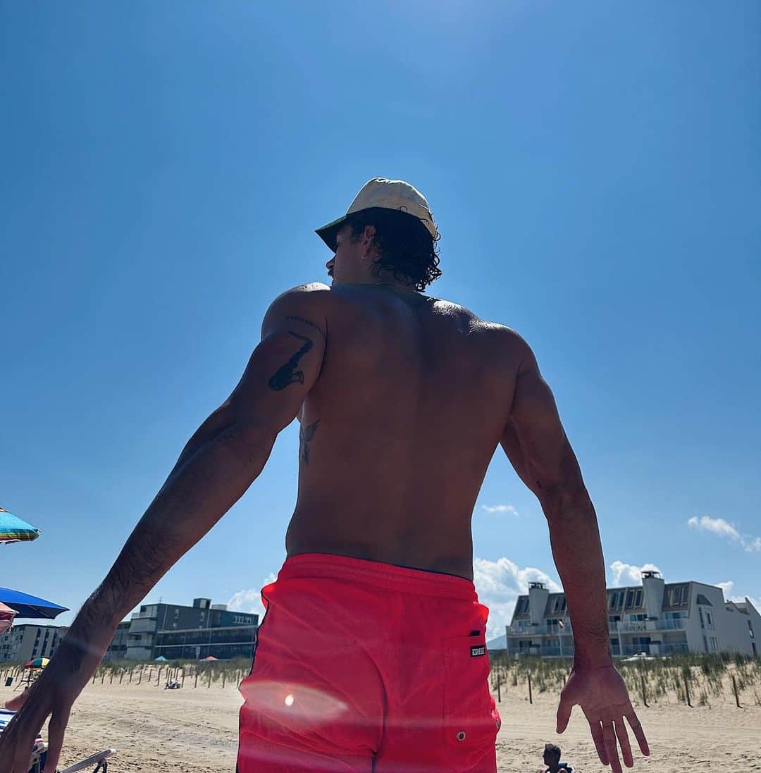 Steven Kellyさんのインスタグラム写真 - (Steven KellyInstagram)「stompin grounds」7月12 ...