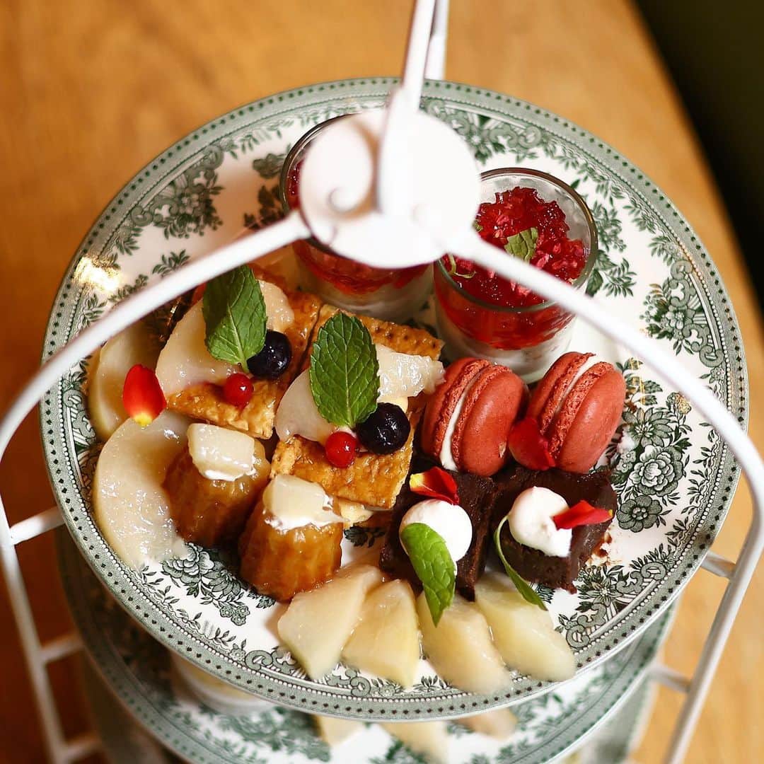 きょん。さんのインスタグラム写真 - (きょん。Instagram)「. . tsuchi 茶屋町店 @tsuchi_chayamachi 暑さと喧騒から抜け出すため、 お久しぶりの ...