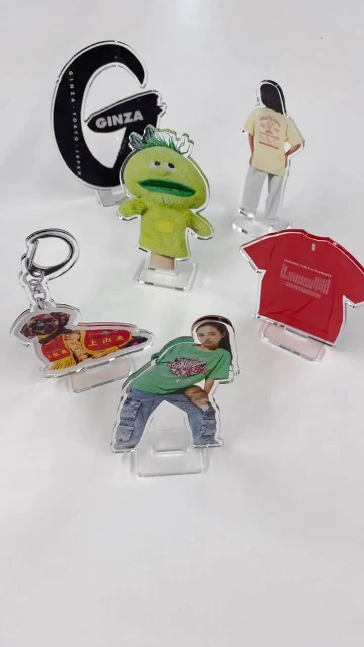 ginza magazineさんのインスタグラム動画 - (ginza magazineInstagram)「GINZA8月号「人気ミュージシャンのツアーグッズ565大集合！MERCH（マーチ ...