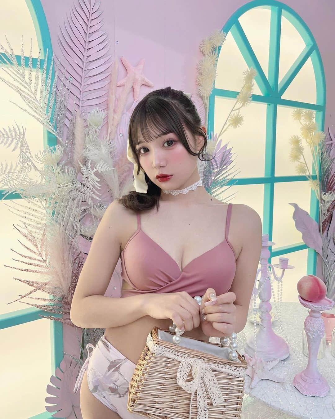 LARMEさんのインスタグラム写真 - (LARMEInstagram)「🍑 𝙋 𝙍 𝙀 𝙎 𝙀 𝙉 𝙏 LARME 057オフショット🤍 《古澤里紗ちゃん》の サイン入りチェキを 2名様に ...