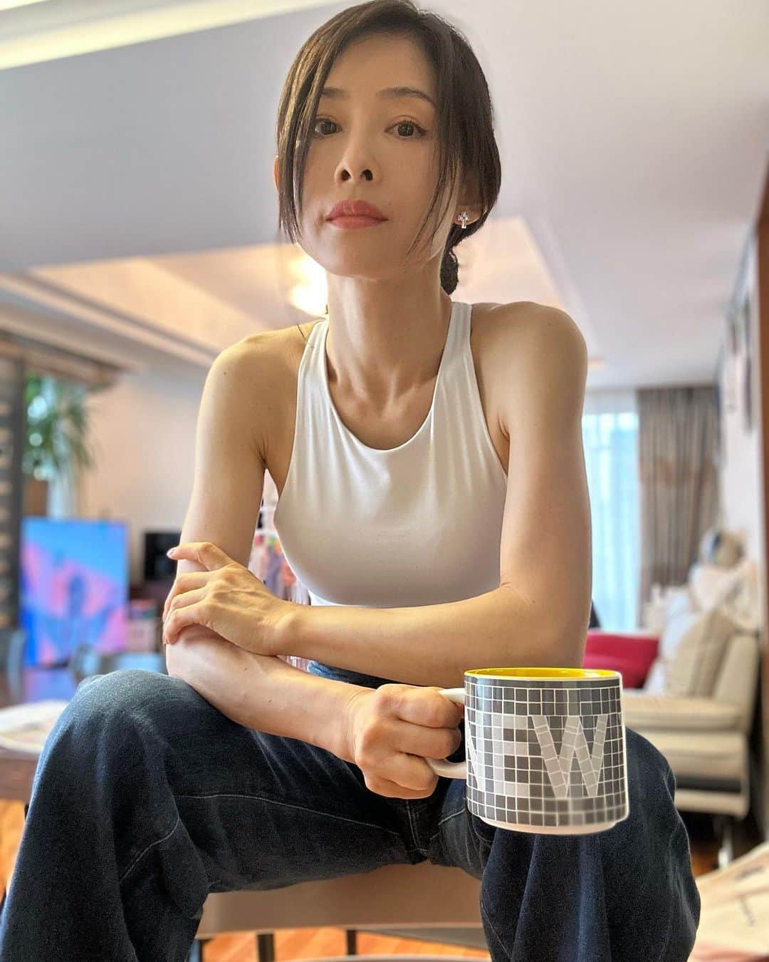 中岡由佳さんのインスタグラム写真 - (中岡由佳Instagram)「 ︎ 朝の軽い筋トレからのコーヒー。 体も心も整えよう🫶 ...