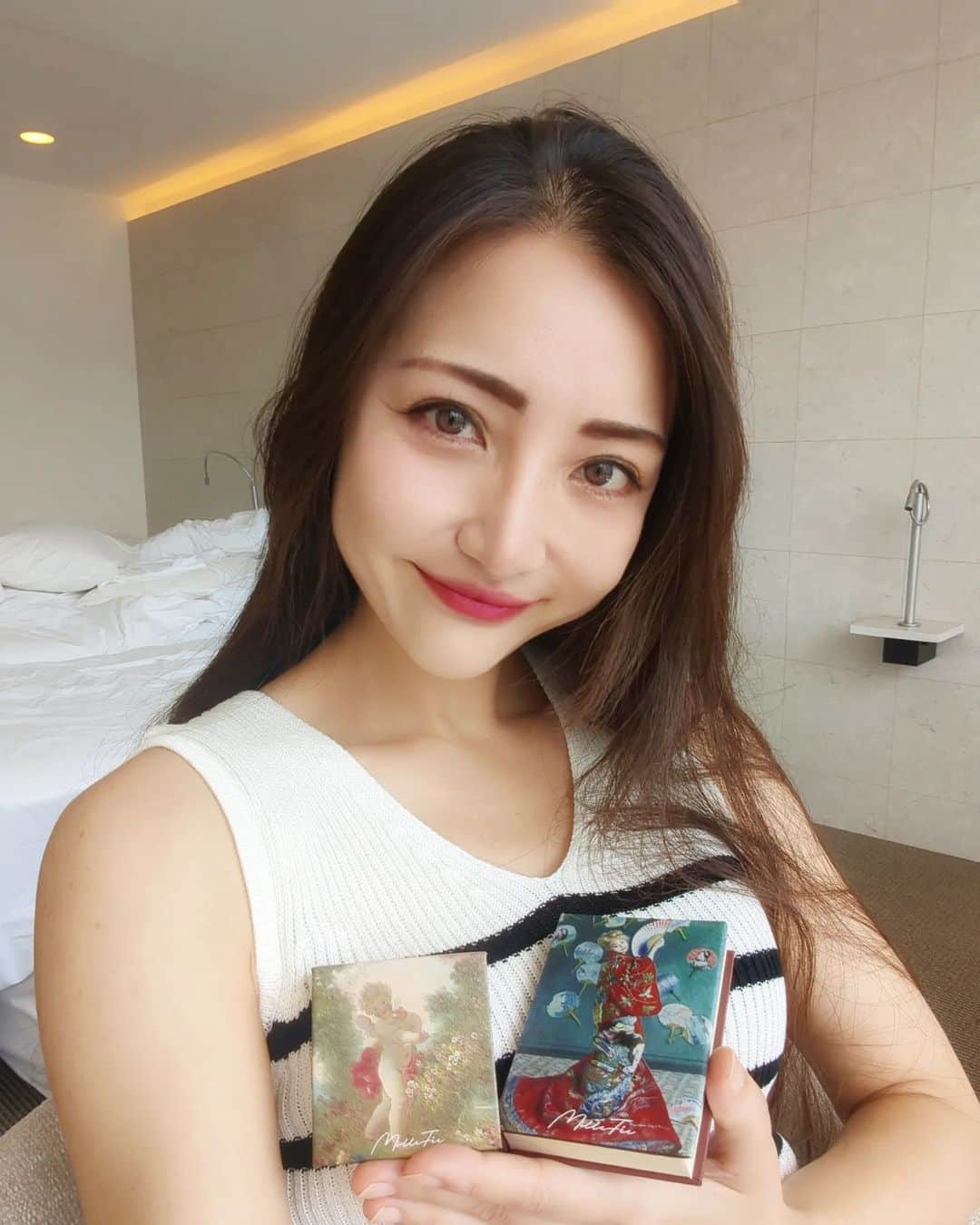 Hiromi Tomiiさんのインスタグラム写真 - (Hiromi TomiiInstagram)「絵画アイシャドウで、 SNSで話題になっている『MilleFée』@millefee ...