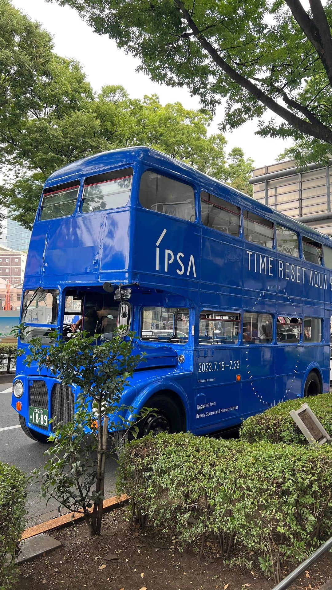 WWDジャパンさんのインスタグラム動画 - (WWDジャパンInstagram)「【イベント取材】「イプサ」は、人気化粧水“ザ・タイムR アクア”の世界観を体感できる「TIME RESET ...