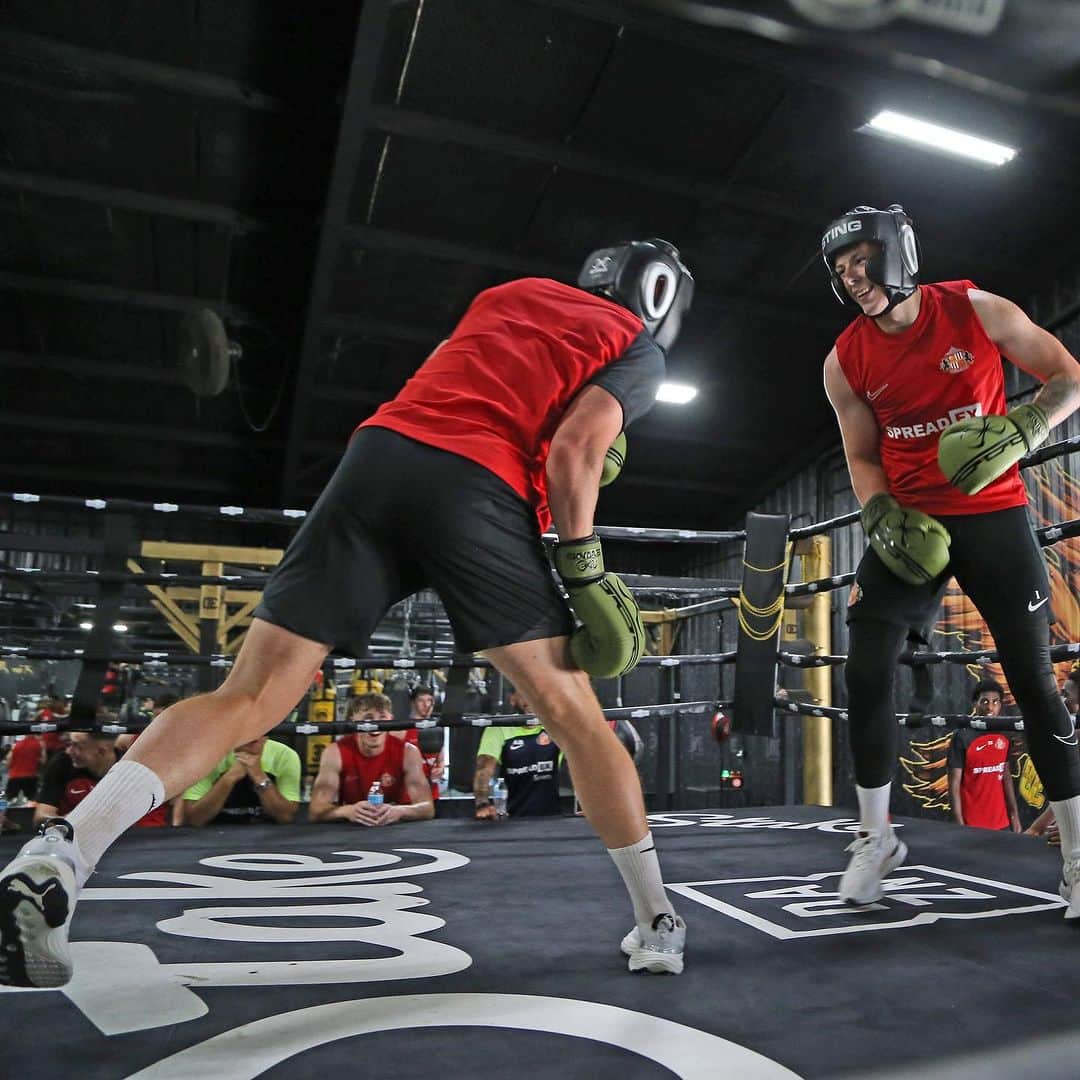 サンダーランドAFCさんのインスタグラム写真 - (サンダーランドAFCInstagram)「Patterson 🆚 Ballard 🥊 # ...