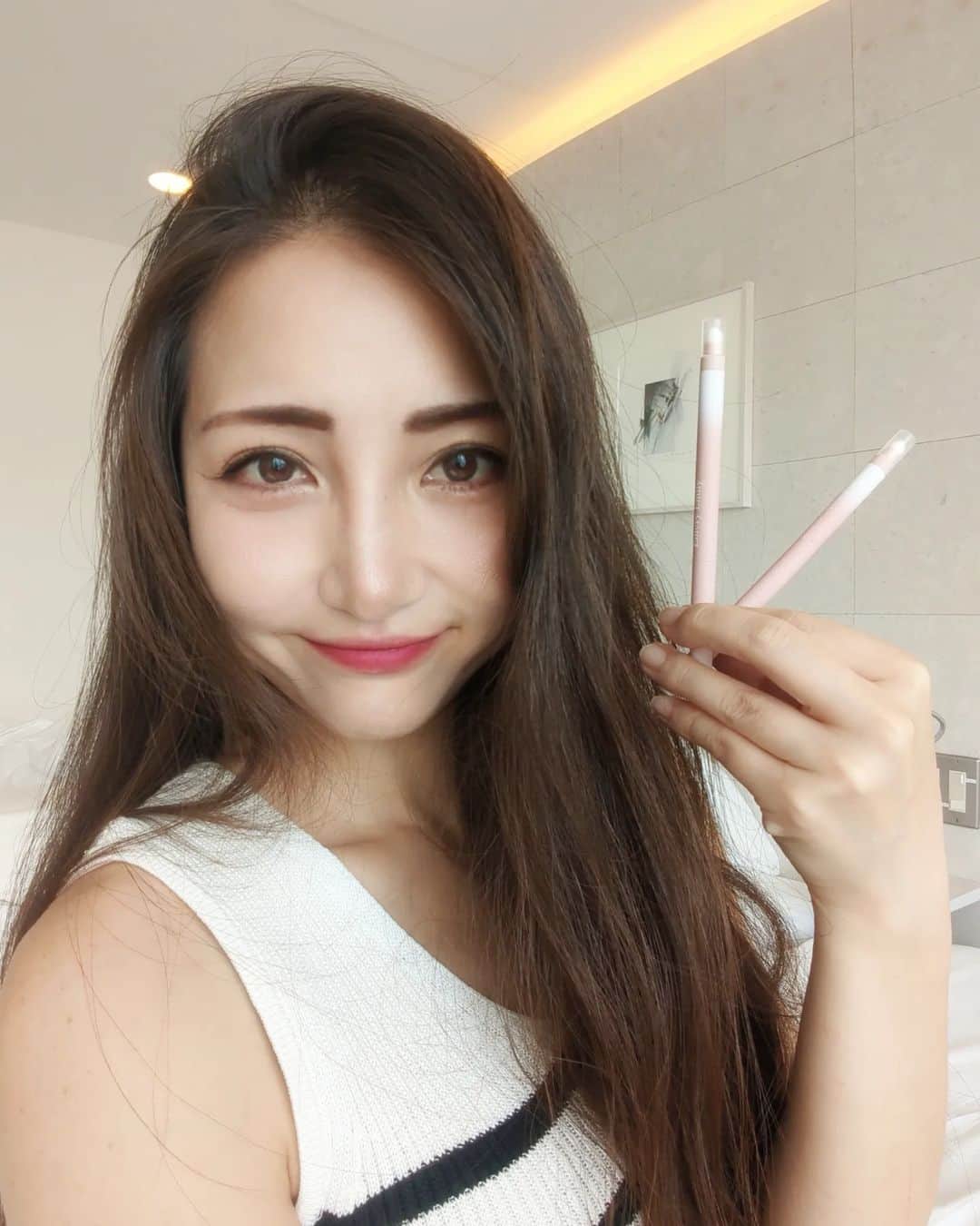 Hiromi Tomiiさんのインスタグラム写真 - (Hiromi TomiiInstagram)「絵画アイシャドウで、 SNSで話題になっている『MilleFée』@millefee ...