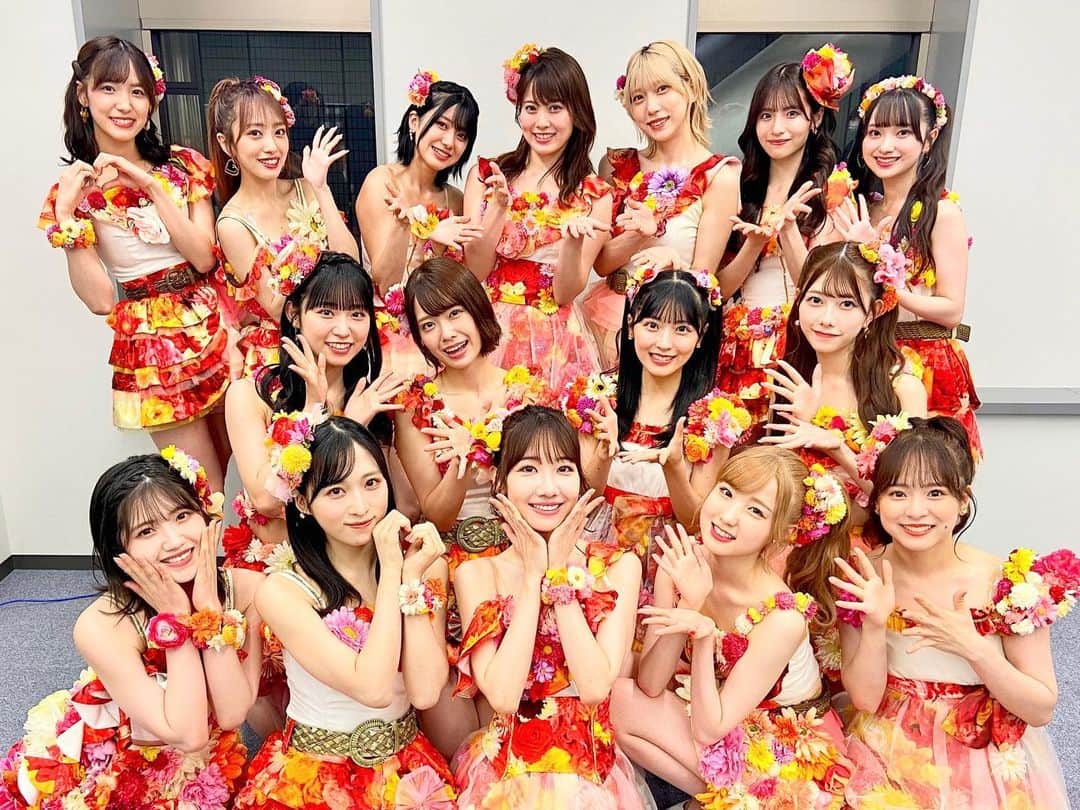 AKB48 Officialさんのインスタグラム写真 - (AKB48 OfficialInstagram)「TBS『音楽の日 2023』🎼 ありがとうございました〜🌺 ⁡ 「Everyday ...