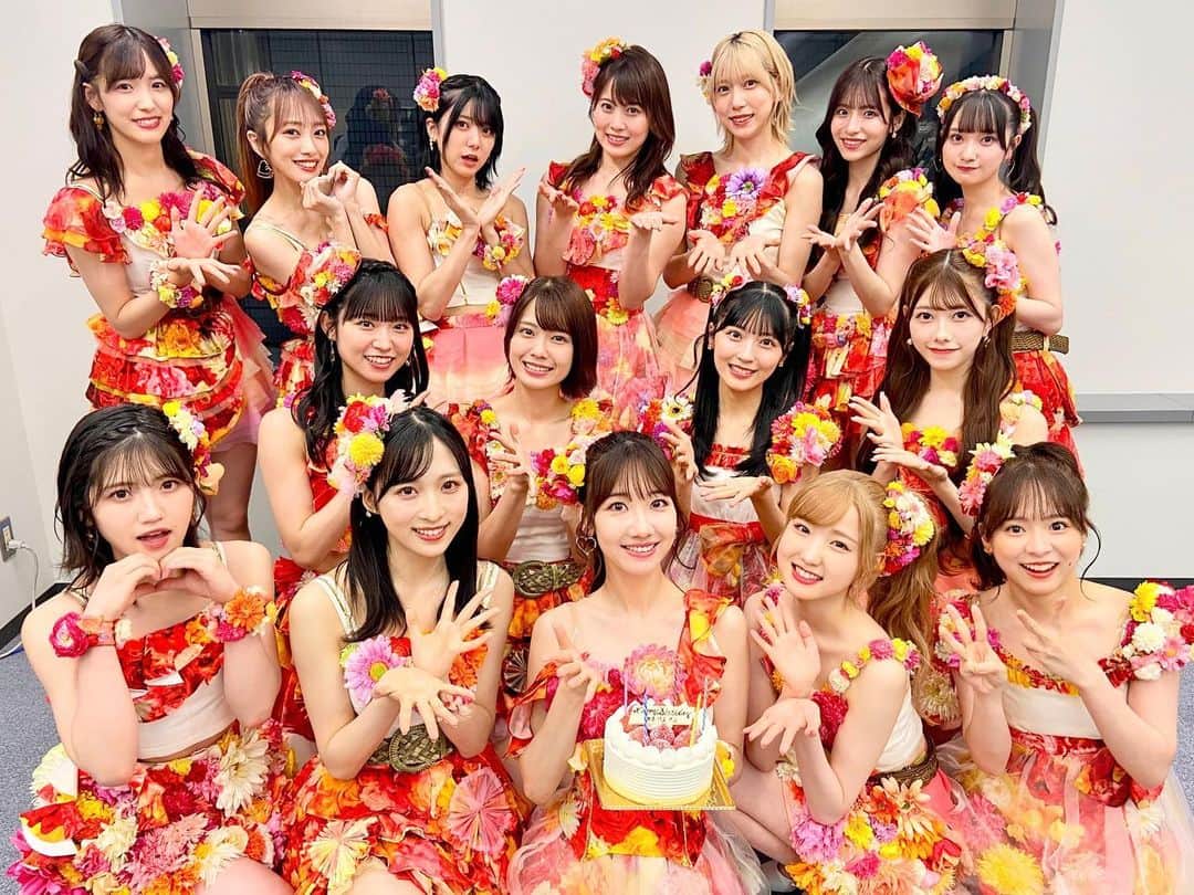 AKB48 Officialさんのインスタグラム写真 - (AKB48 OfficialInstagram)「TBS『音楽の日 2023』🎼 ありがとうございました〜🌺 ⁡ 「Everyday ...