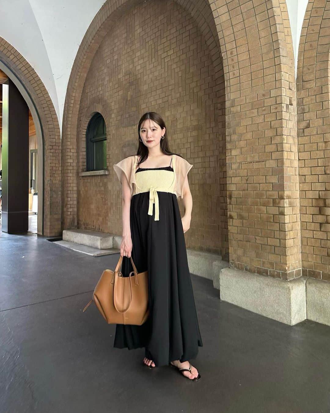 きたかぜあすかさんのインスタグラム写真 - (きたかぜあすかInstagram)「⠀ ⠀ ⠀ 明日の新作ワンピース ブラックも可愛いな〜 ︎ ...