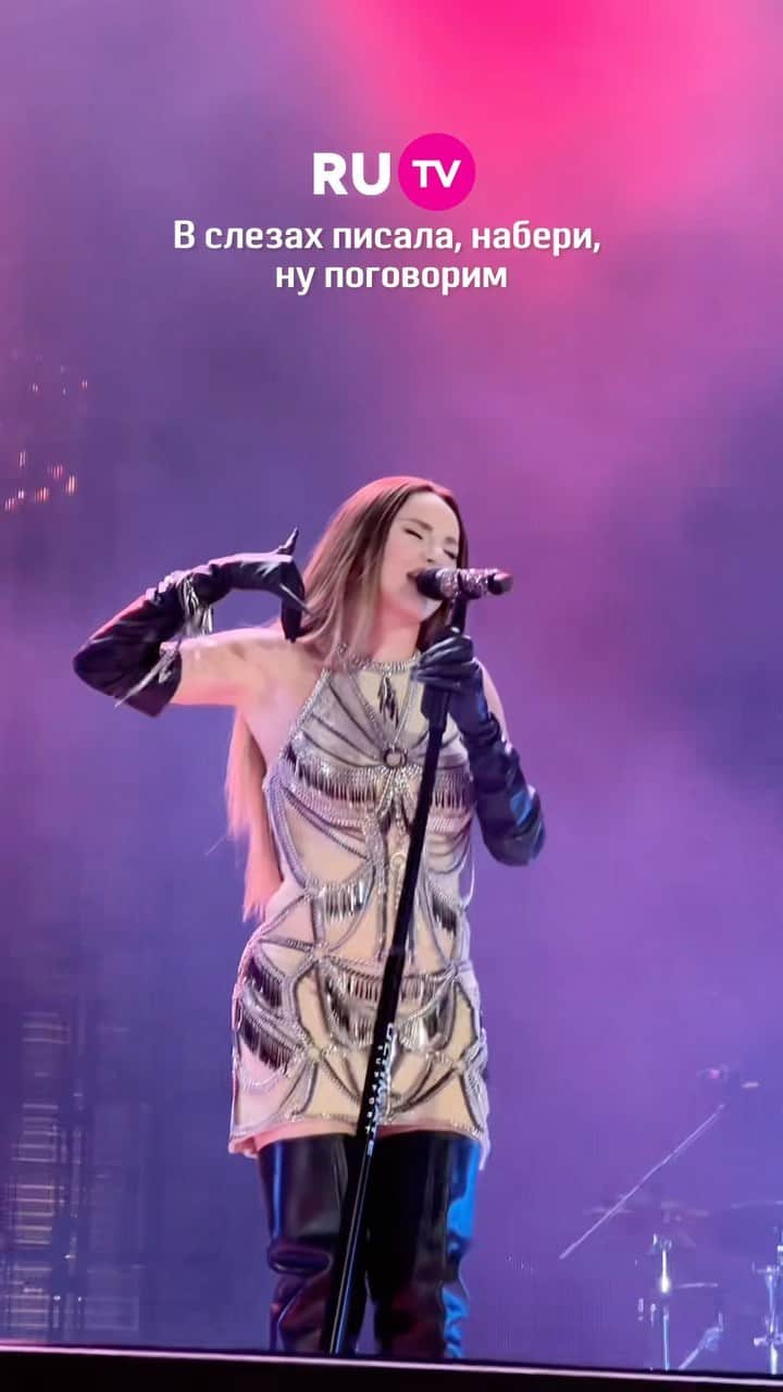 RU.TVさんのインスタグラム動画 - (RU.TVInstagram)「Невероятная ANNA ASTI 😍 Какой у ...