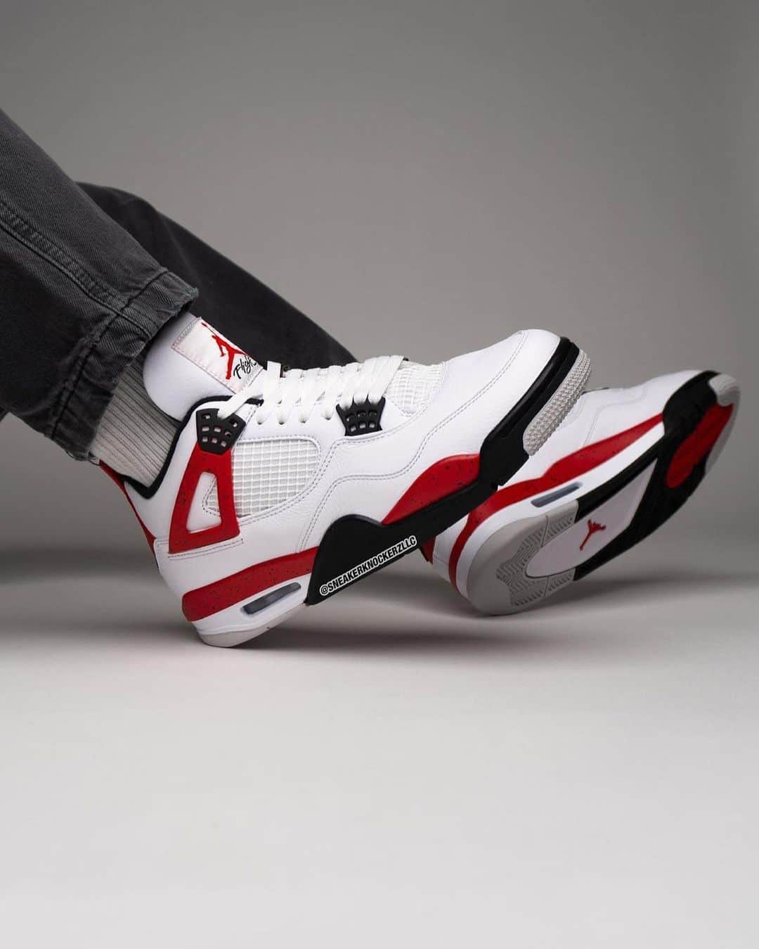 Nice Kicksさんのインスタグラム写真 - (Nice KicksInstagram)「The White Cement 4s get ...