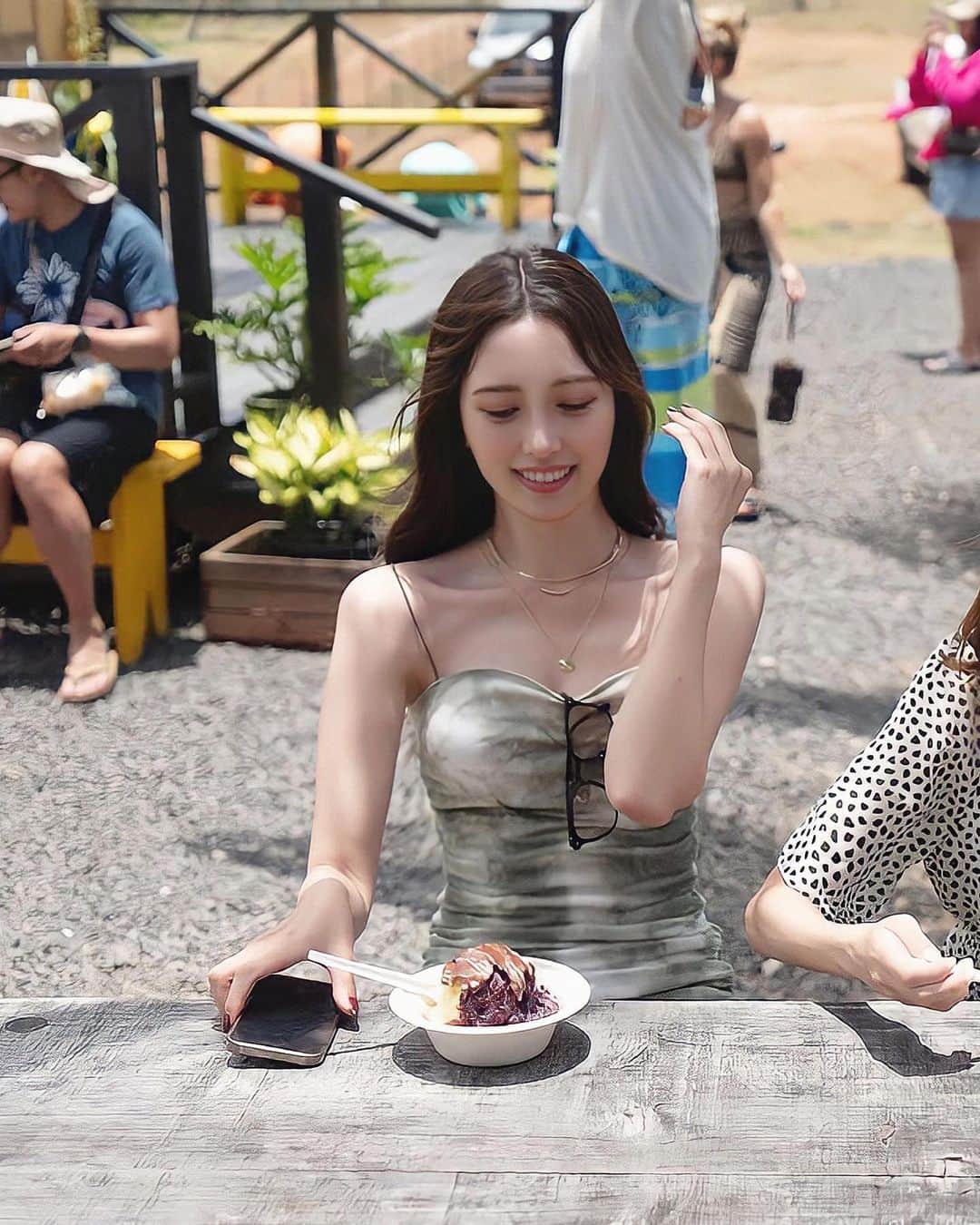 宮内理沙さんのインスタグラム写真 - (宮内理沙Instagram)「🍧🌺☀️ #behindthescenes #hawaiifoodie」7月15日 22時13分 - risa_miyauchi